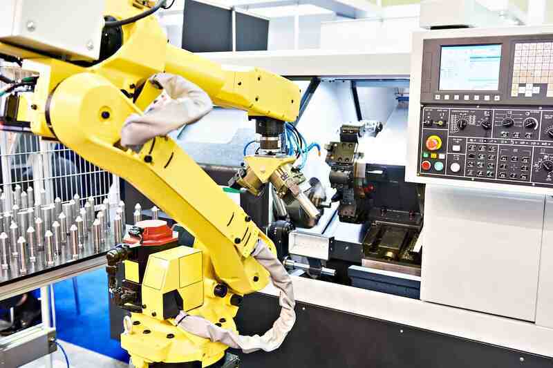 Benefits of CNC Machine Tending Robots: Top 10 Use Cases
